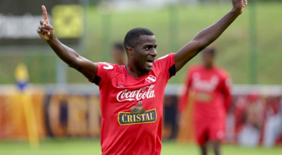 Le dan la bienvenida a Christian Ramos en el grupo de Whatsapp de la ...