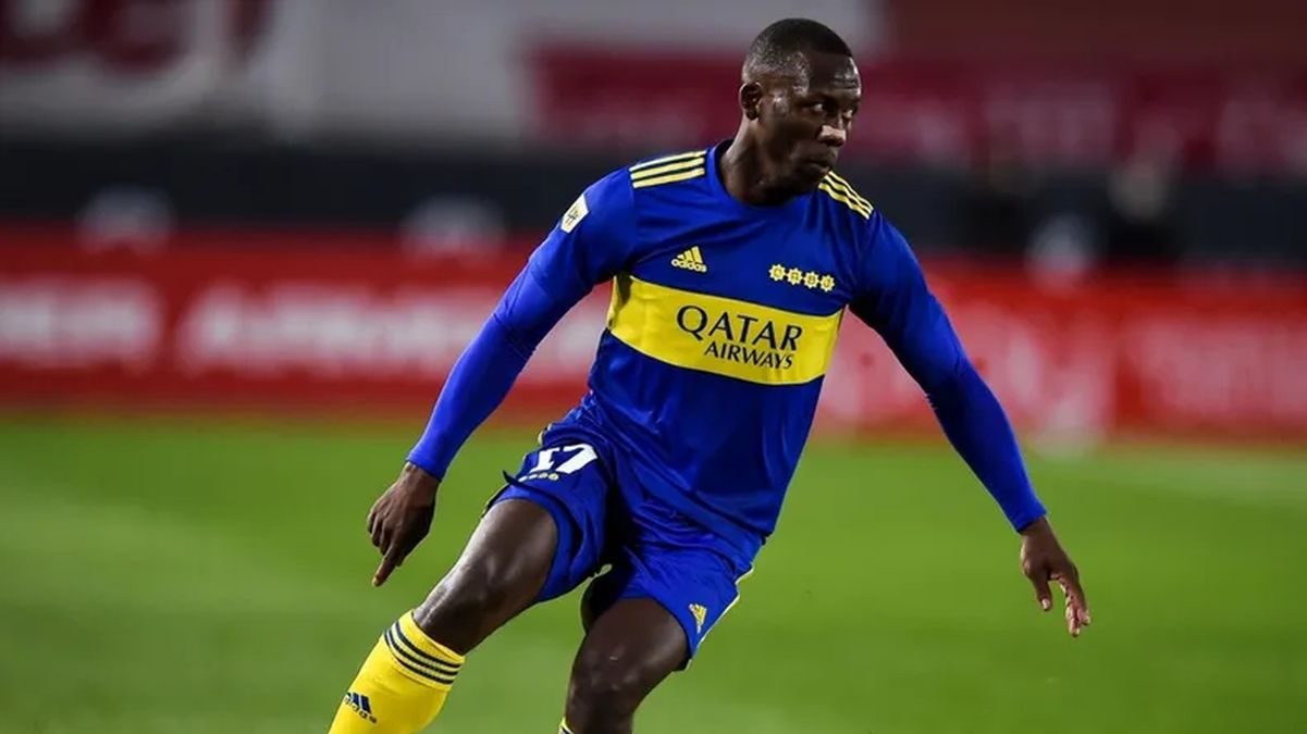 ¡Increíble! La asistencia mágica de Advíncula se convierte en el gol ...