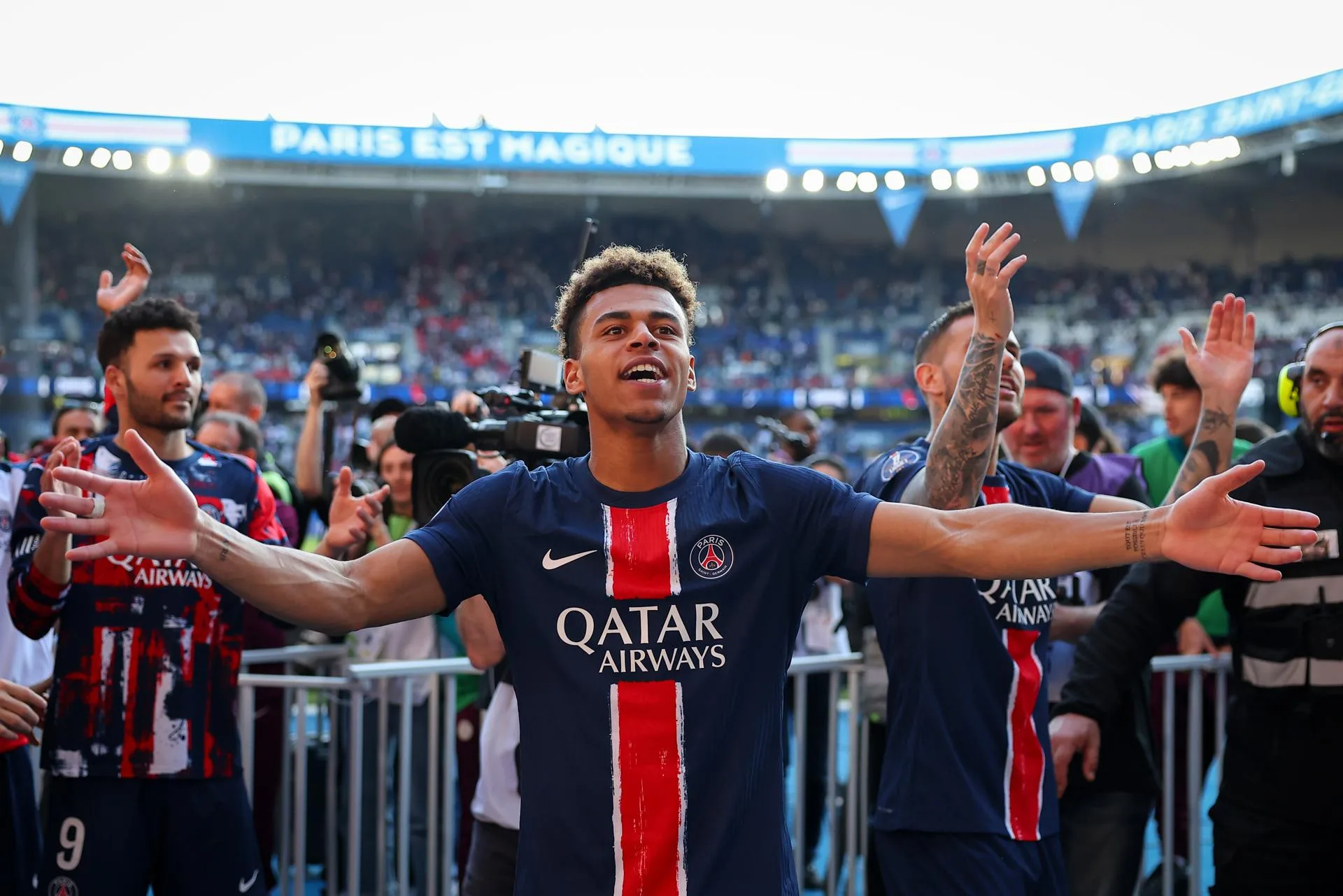 PSG logró ganarle al ANGER y coronarse CAMPEÓN a SIETE FECHAS del final ...